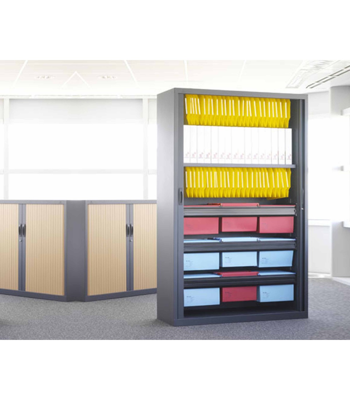 Armarios Metalicos de persiana vertical. Archivo de Oficina